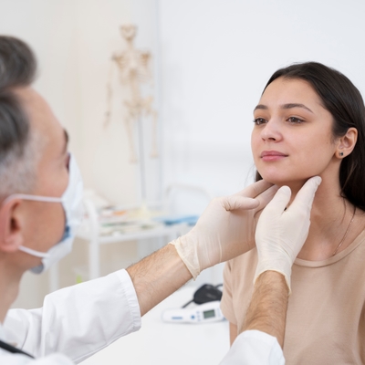 Side : Happy Nose,Ear,Throat Clinic